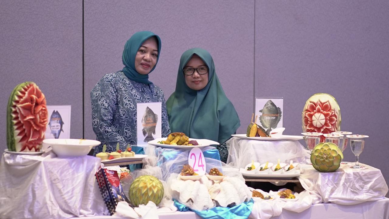 Ikuti Lomba Masak Ragam Ikan Tingkat Provinsi Sulsel, TP-PKK Luwu Ramu ...